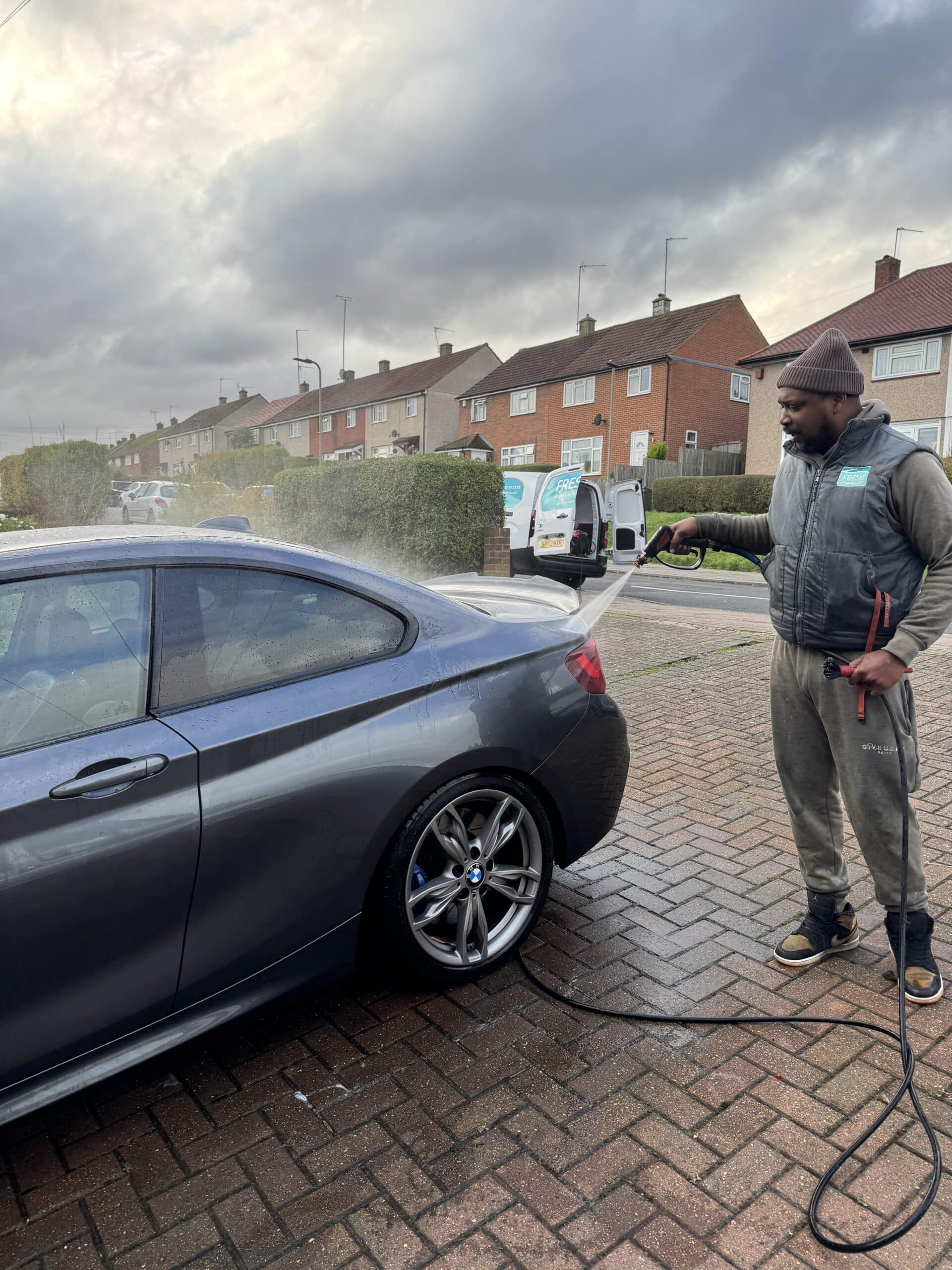 How to Keep Your Car Clean in London | Fresh Car